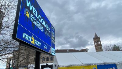 Digital Wall Displays Landmarks Around the World - iDISPLAY